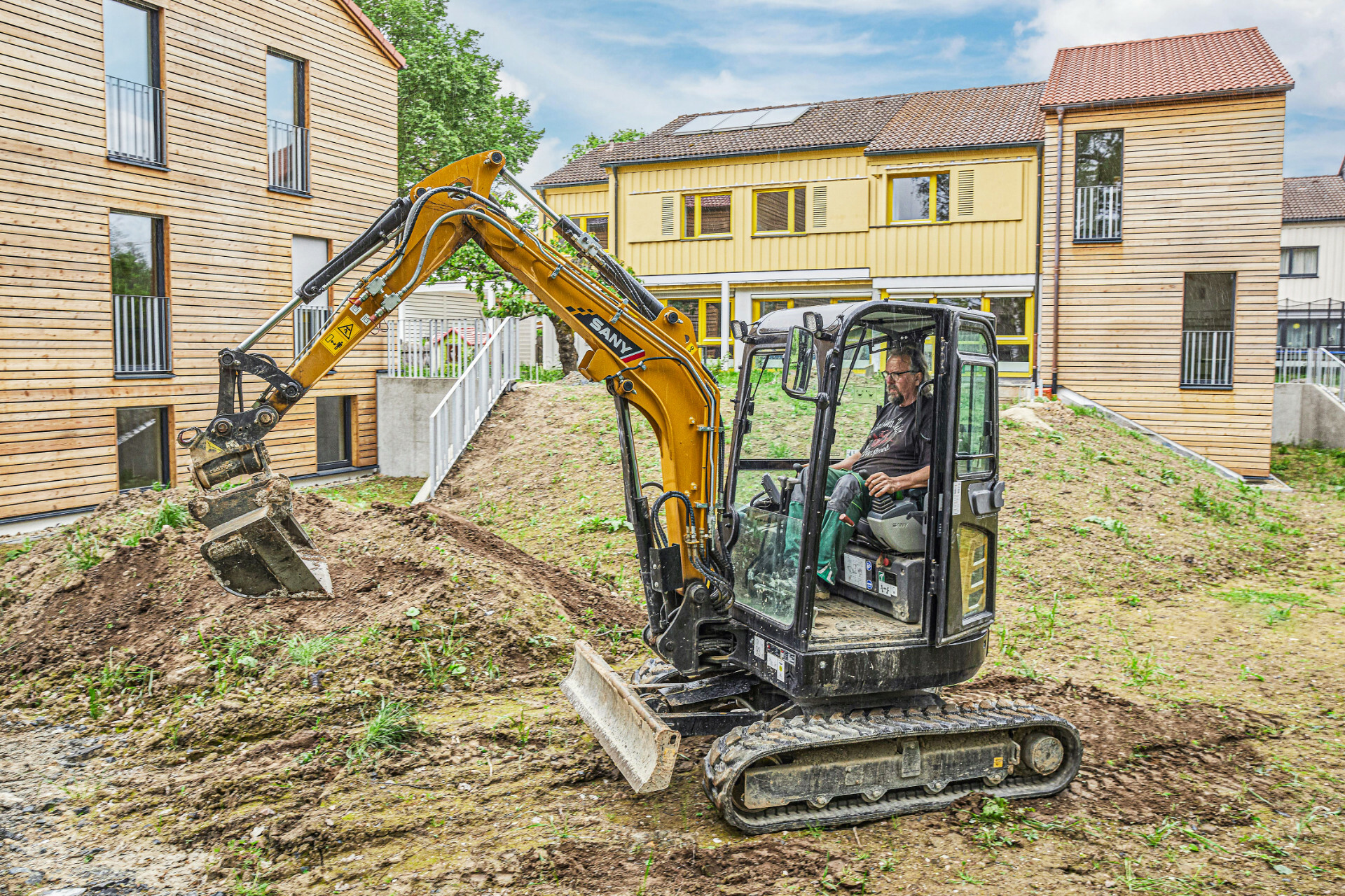 SANY Minibagger - Sany - Baumaschinen & Bau Forum - Bauforum24